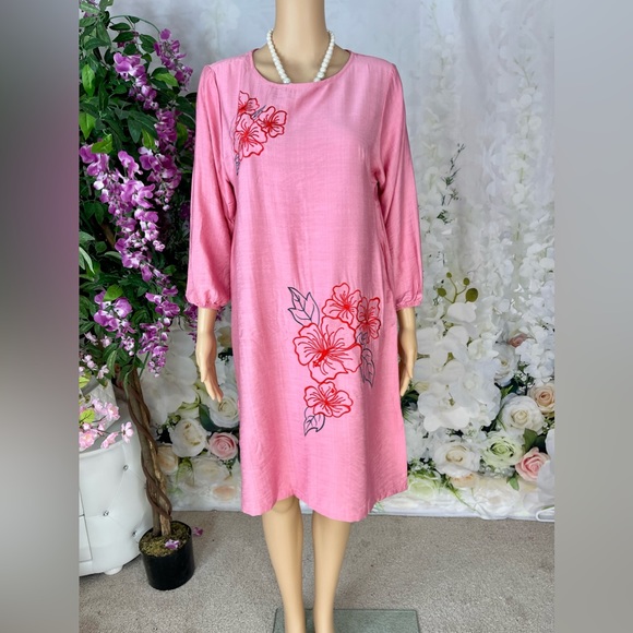 Dresses | New Beautiful Embroidery Shift Dress Boutique Party Dress ...